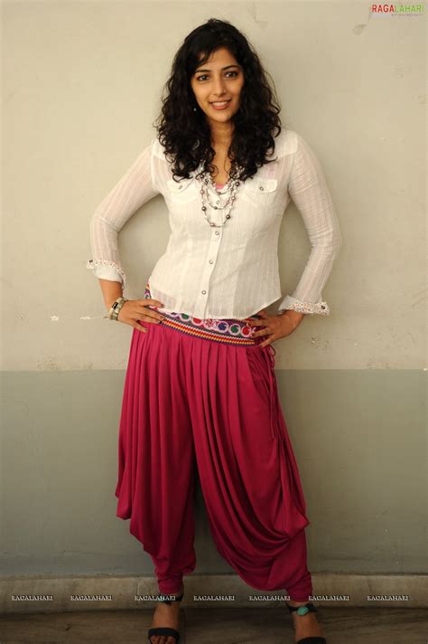 Nishanti Evanis Feet