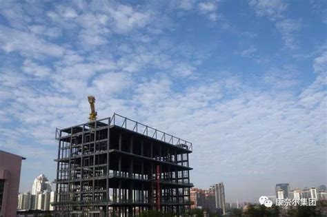 中国建筑业融入国际市场，推进机制创新阶段