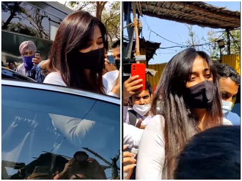 Shweta Tiwari Controversy Shweta Tiwari Mobbed On Bigg Boss 15 Sets
