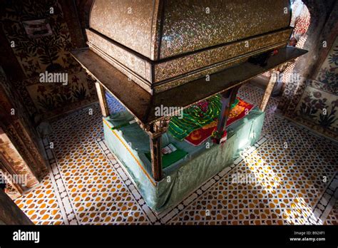 Inside Sheikh Salim Chishti Tomb Inside The Friday Mosque In Fatehpur