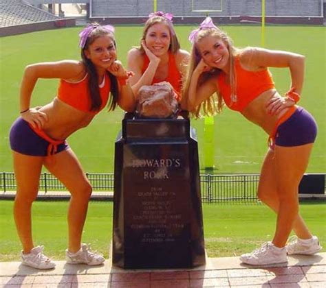 Top 10 Colleges With The Hottest Girls Profascinate