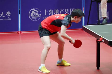 孙颖莎决赛紧张，对标陈梦的淡定，验证了国乒选手的风格 知乎
