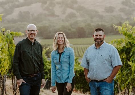 Crimson Holiday T Crimson Wine Group