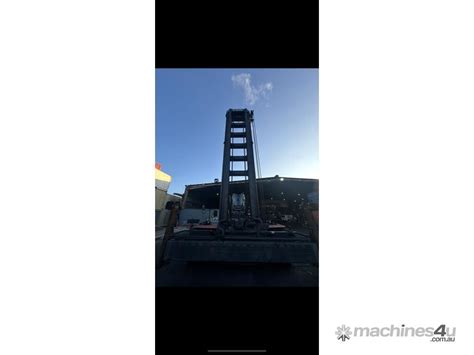 Used 2019 Kalmar 2019 Kalmar Dcg100 45ed7 Empty Container Handler