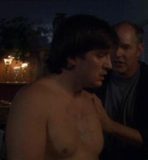 Eyecons FRIDAY FAB NATHAN FILLION