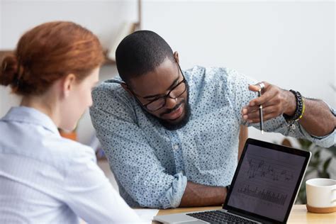 Data Analyst Métier Salaire Formation Hellowork