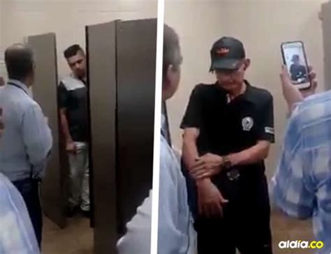 Video Pillan A Dos Hombres Teniendo Sexo En El Baño De Un Centro