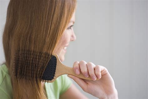 The Benefits Of Fish Oil For The Hair And Skin Leaftv