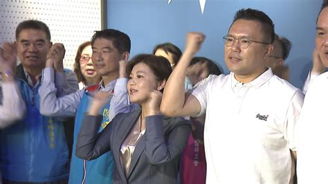 王世堅送游淑慧才貌雙全 游淑慧反讚智勇雙全 民視運動網