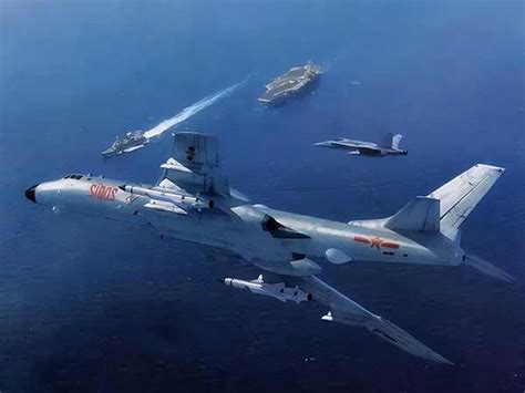 空軍轟6k部隊獲表彰，18號列根號突然急轉彎，疑似被轟6k低空突防 超越新聞網