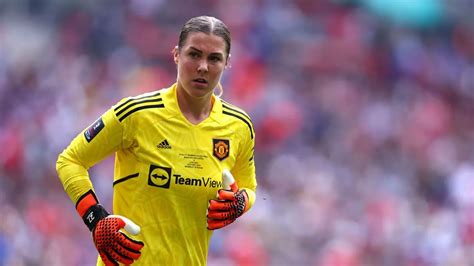 Man Utd Double Down On Mary Earps Transfer Stance After World Record