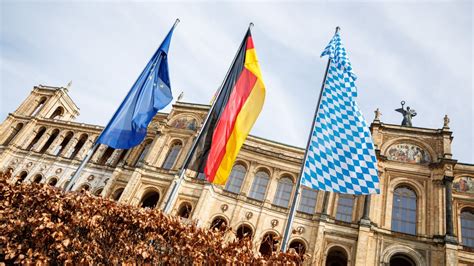 Rechtsextreme Mitarbeiter Kritik An Afd Im Landtag Br24