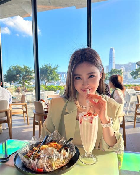 【香港美乳】香港女生gillian Ng 伍倩彤（iggilliangst） 翻版陳瀅仲係「第四代邦民女」 Jdailyhk