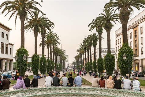 애비뉴 모하메드 V 인 라바트 모로코 라바트 모로코에 대한 스톡 사진 및 기타 이미지 라바트 모로코 거리 대로 Istock