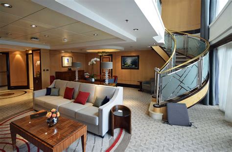 Queen Mary 2 Suites