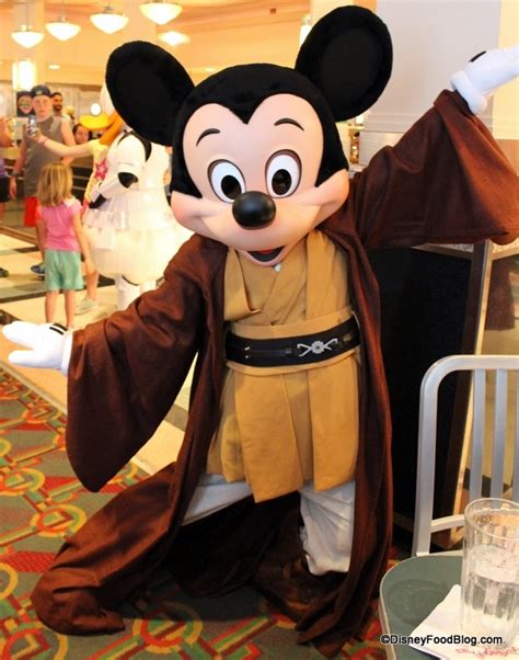 Review New Star Wars Jedi Mickey Character Dining Meal At Disney World