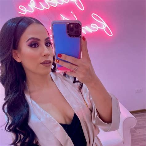 𝒱 𝒶 𝓁 ℯ 𝓇 𝒾 𝒶 𝒢 ℴ 𝓂 ℯ 𝓏 Valeriagos On Threads