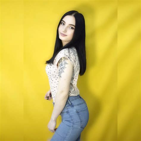 Сильвия Кустова Silviiaohvkustovaz • Instagram Photos And Videos