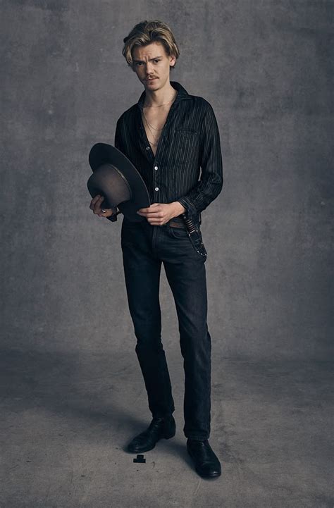 Thomas Brodie Sangster Daily 👑 On Twitter Seriados De Tv Atores Bonitos As Crônicas De Nárnia
