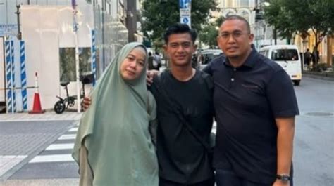 9 Potret Kedekatan Pratama Arhan Dengan Mertuanya Andre Rosiade Bahagia Putrinya Menikah Dengan