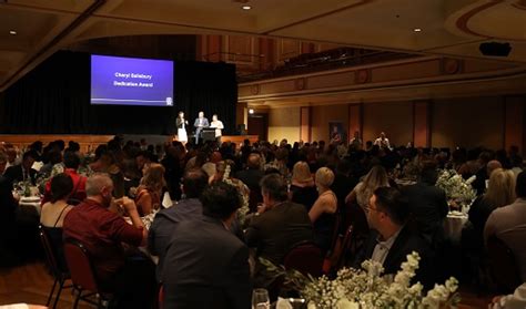 Mof Ray Baartz Medal Men And Women Of Football