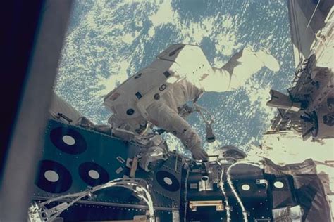 ESA - STS-88 EVA connects Unity/Zarya