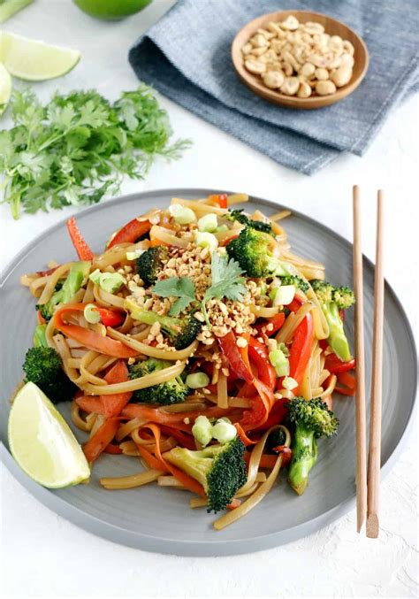 Pad Thai Facile Vegan Sans Gluten — Dels Cooking Twist