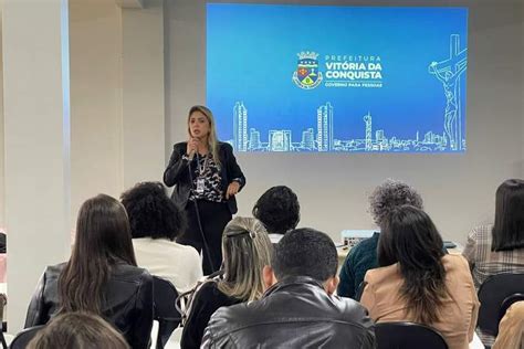 Secretaria De Saúde Vitória Da Conquista Acolhe Médicos Que Atuam Na
