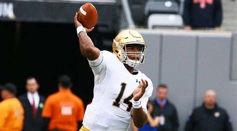 Notre Dame Fighting Irish Vs Nc State Wolfpack Preview And Prediction