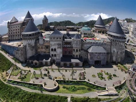 Xoã Hết Mình Trong Khu Vui Chơi Fantasy Park Bà Nà Hills