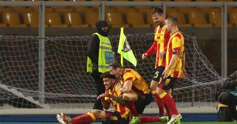 Serie A Lecce Cagliari 1 1 Oristanio Evita Il Ko A Ranieri