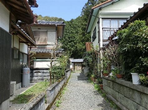今は現存しない織田家の菩提寺「徳源寺」に隣接する織田家廟所 人生は旅の途中