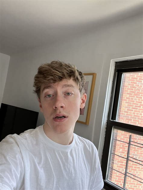 Oontz Oontz On Twitter Practicing My Fuckboi Face Pls Excuse