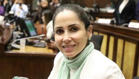 El Movimiento correísta designa a Luisa González como candidata a