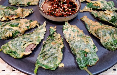 Week 48 Leaves Pan Fried Perilla Leaves With Pork Filling Kkaennip