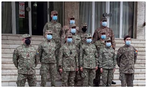 Zece asistenți medicali militari de la Spitalul Militar Focșani