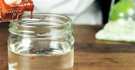 მან ჩააწვეთა წყალში ფრჩხილის ლაქი და ჩადო ბურთი შედეგმა ყოველგვარ მოლოდინს გადააჭარბა