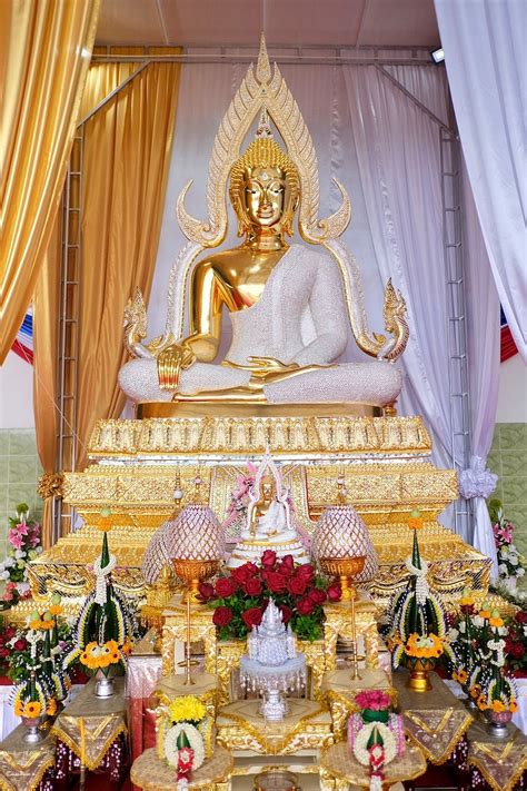 ขออนุโมทนาบุญกับท่านเจ้าภาพ ผาติกรรมมหาสังฆทานและถวายพระพุทธรูปสมเด็จองค์ปฐม ปิดทองประดับเพชร