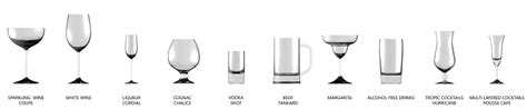 알코올 음료와 칵테일 흰색 절연에 대 한 다양 한 안경의 큰 컬렉션의 3d 그림 측면 보기마시는 유리 렌더링 3차원 형태에 대한 스톡 사진 및 기타 이미지 Istock