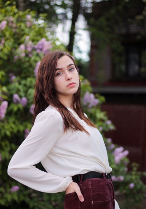 Фотосессия с сиренью
