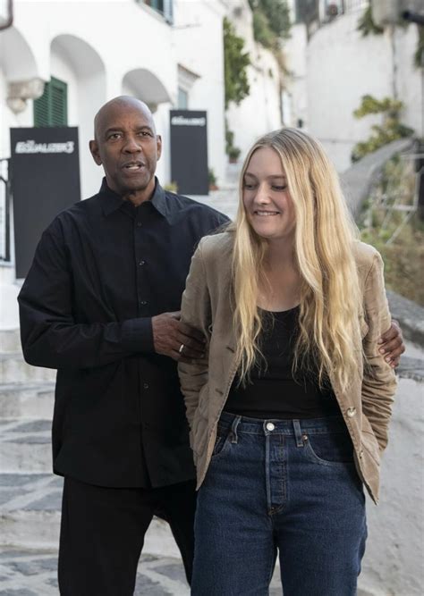 Dakota Fanning Gaia Scodellaro And Denzel Washington The Equalizer