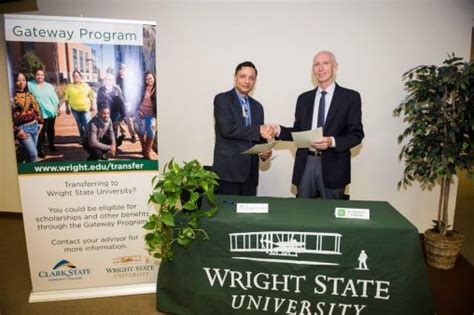 Wright State Newsroom Wright State Clark State Renew Agreement On