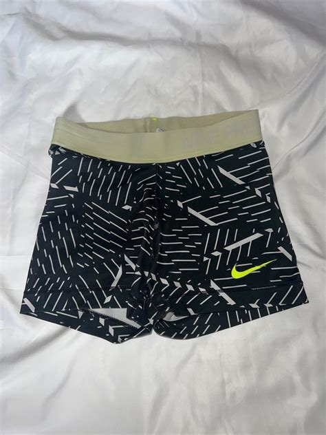 Nike Pro Spandex Shorts Women S Fashion Activewear On Carousell