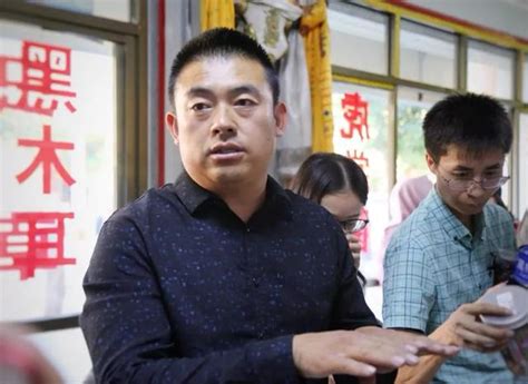 脫貧攻堅看甘肅丨迭部電商達人盧軍：年銷售千萬原生態藏特產品 每日頭條