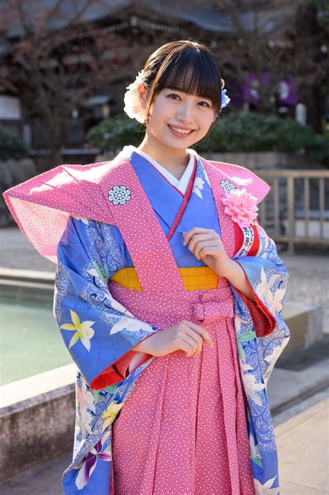 京王電鉄イメージキャラクター「プラットガール」女優・其原有沙が“福は内！” 日刊エンタメクリップ