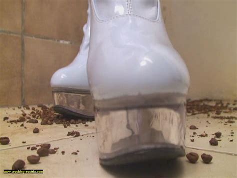 Boot Food Crushing