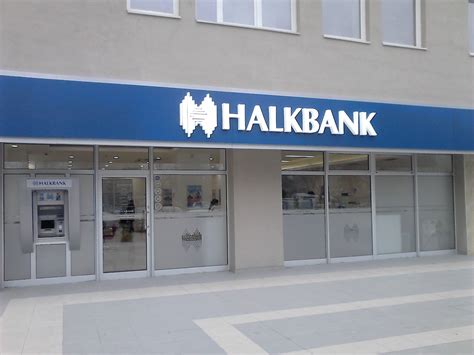 Клиентите на Халк Банка АД Скопје цел на лажна кампања за прибирање на броеви на картици и лични