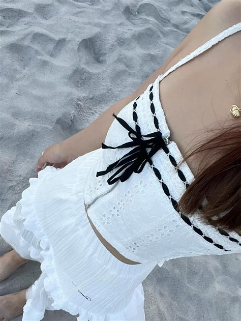 Outfit Idea แต่งตัวไปทะเล 🫶🏻 แกลเลอรีที่โพสต์โดย Ppairr Ss Lemon8