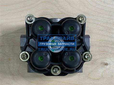 Кран 4-х контурный Ман Тга защитный 6.9/4.5 bar, M16х1.5 мм II38802F ...