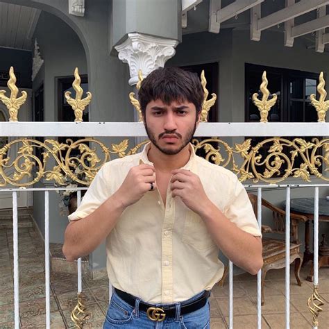 Biodata Firdaus Ghufran Pelakon Remaja Sedang Meningkat Naik